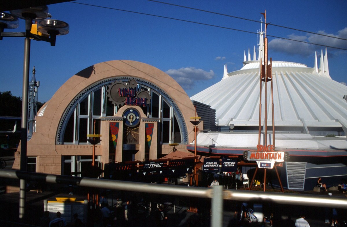 Podcast Episode 60 - Tomorrowland '94 - RetroWDW