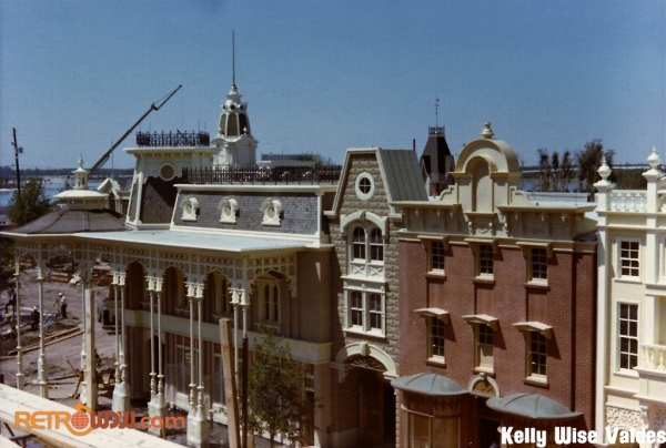 Kelly Wise Valdes Gallery - RetroWDW