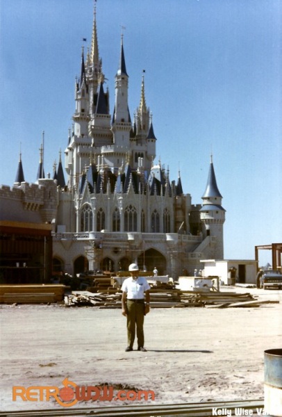 Kelly Wise Valdes Gallery - RetroWDW