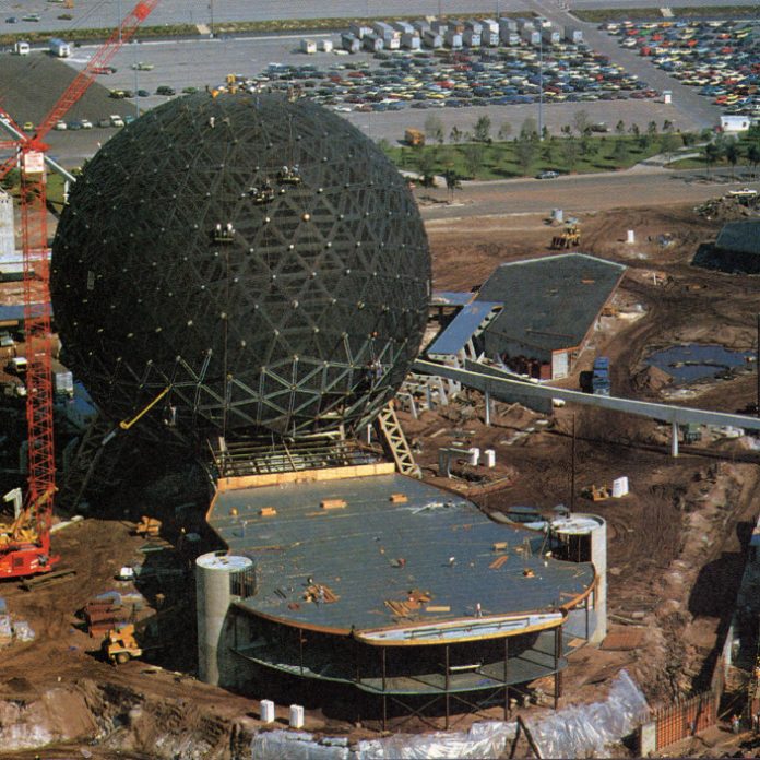 Spaceship Earth under construction - with Neoprene skin on first shell ...