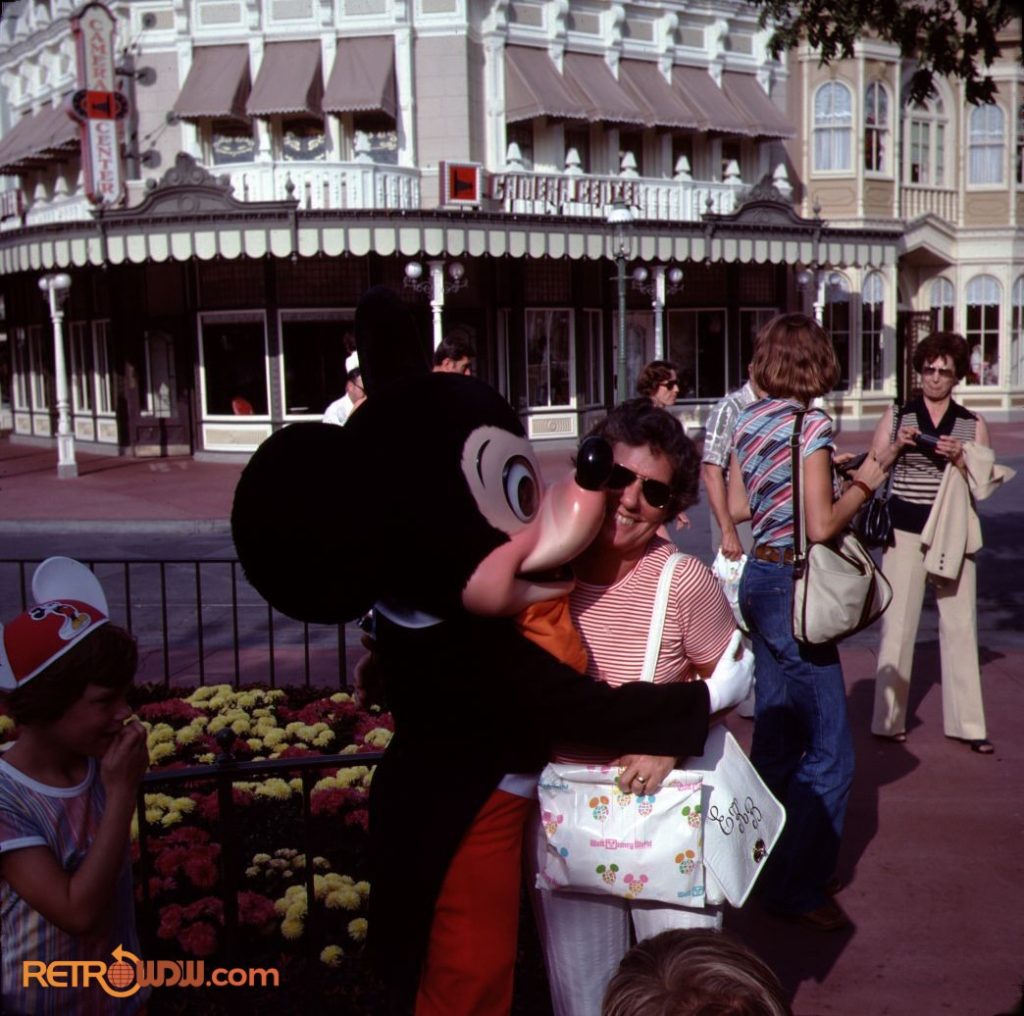Mickey Mouse Hug November 1977 - RetroWDW