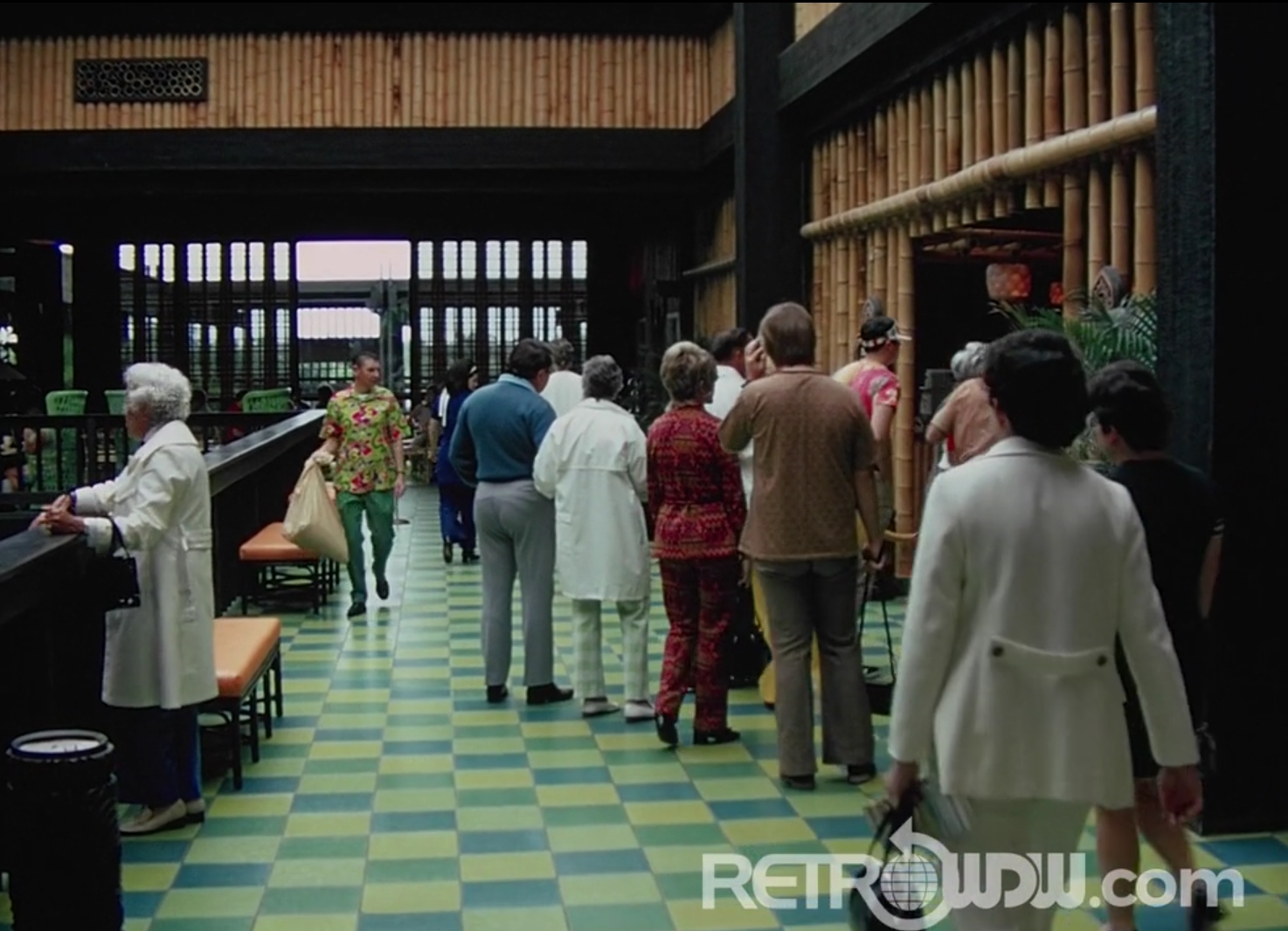 The Shiny New Polynesian & Magic Kingdom - 1978 - RetroWDW